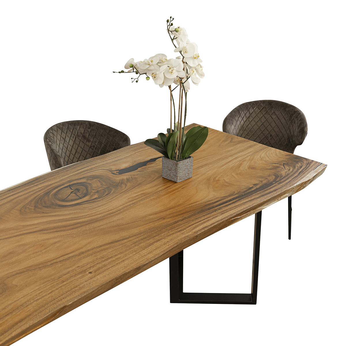Dining table – Saman Furniture